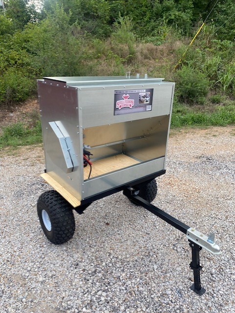 600 LB Grain/Cube Auger Feeder - Stull Feeders - Stull Feeders