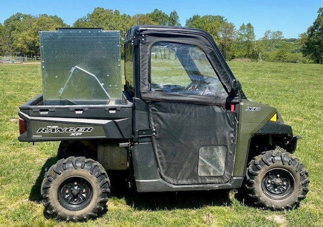 600 LB Grain/Cube Auger Feeder - Stull Feeders - Stull Feeders