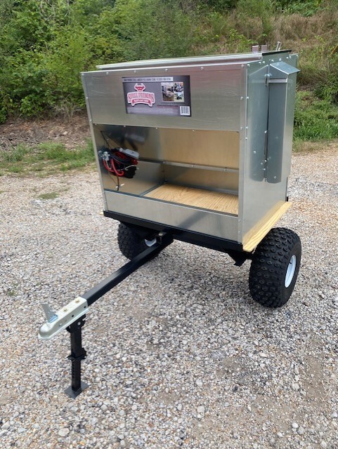 600 LB Grain/Cube Auger Feeder - Stull Feeders - Stull Feeders